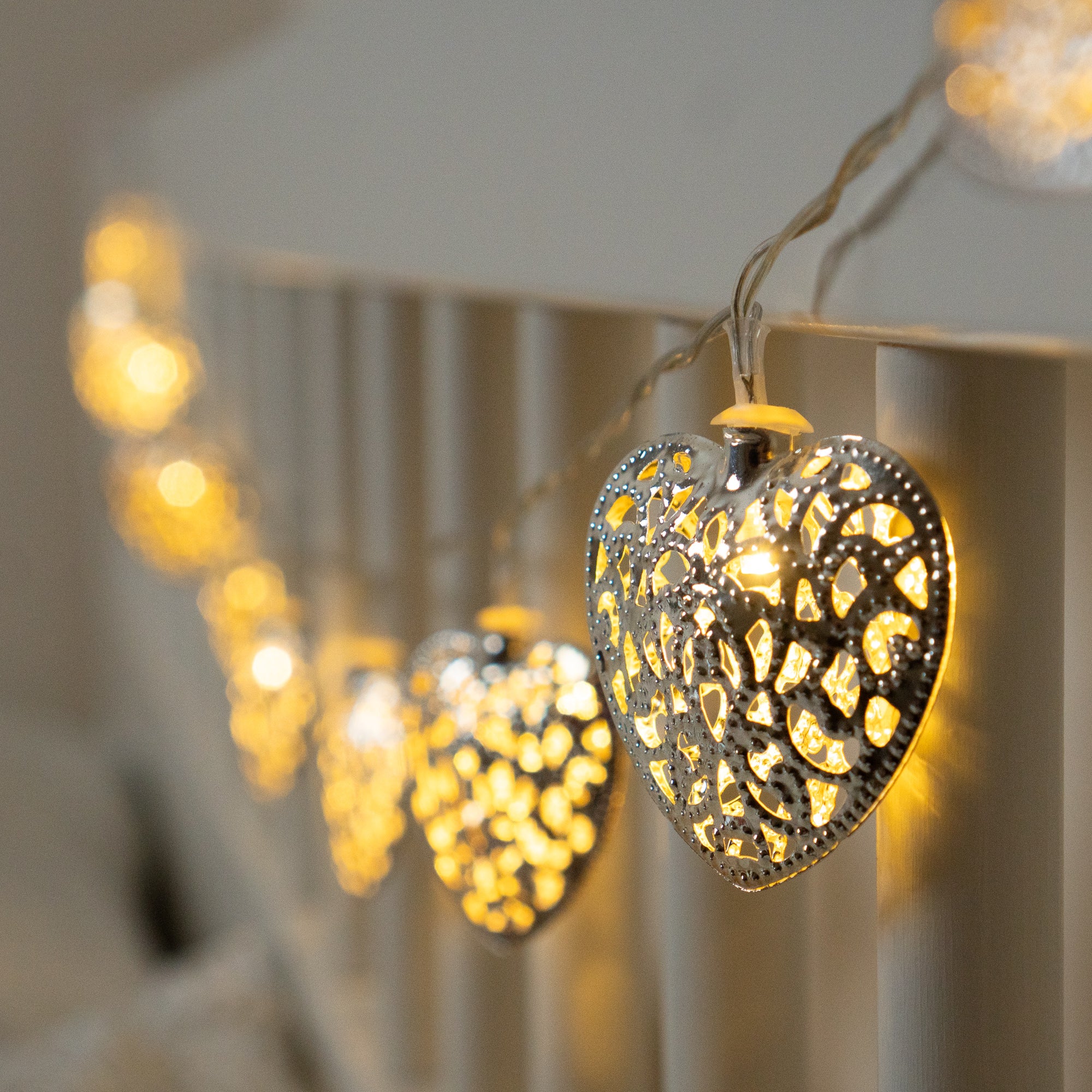 10 LED Silver Filigree Heart Lights – Lush Lights